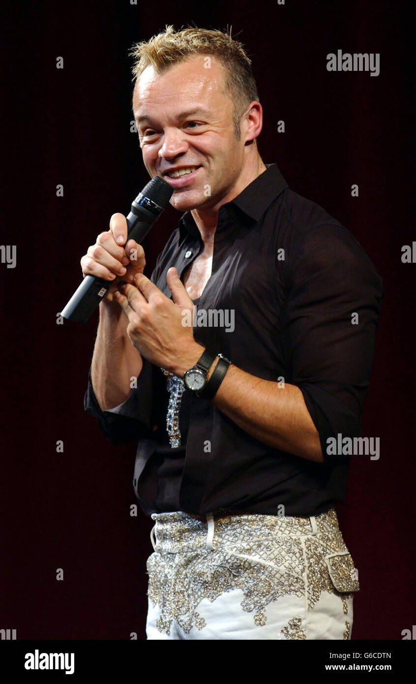 So graham norton 2003 hi-res stock photography and images - Alamy