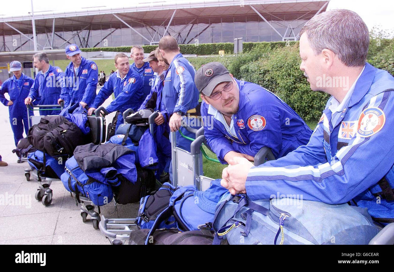 Survivors algerian earthquake hi-res stock photography and images - Alamy