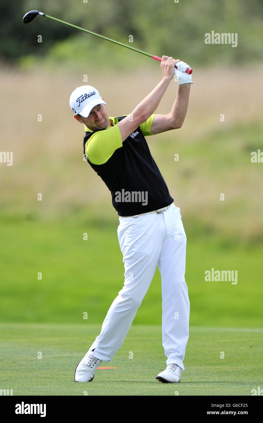 Liam bond isps handa wales open celtic manor hi-res stock photography ...