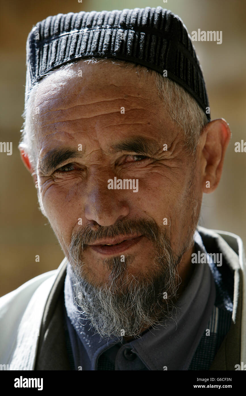 Uzbek ethnicity hi-res stock photography and images - Alamy