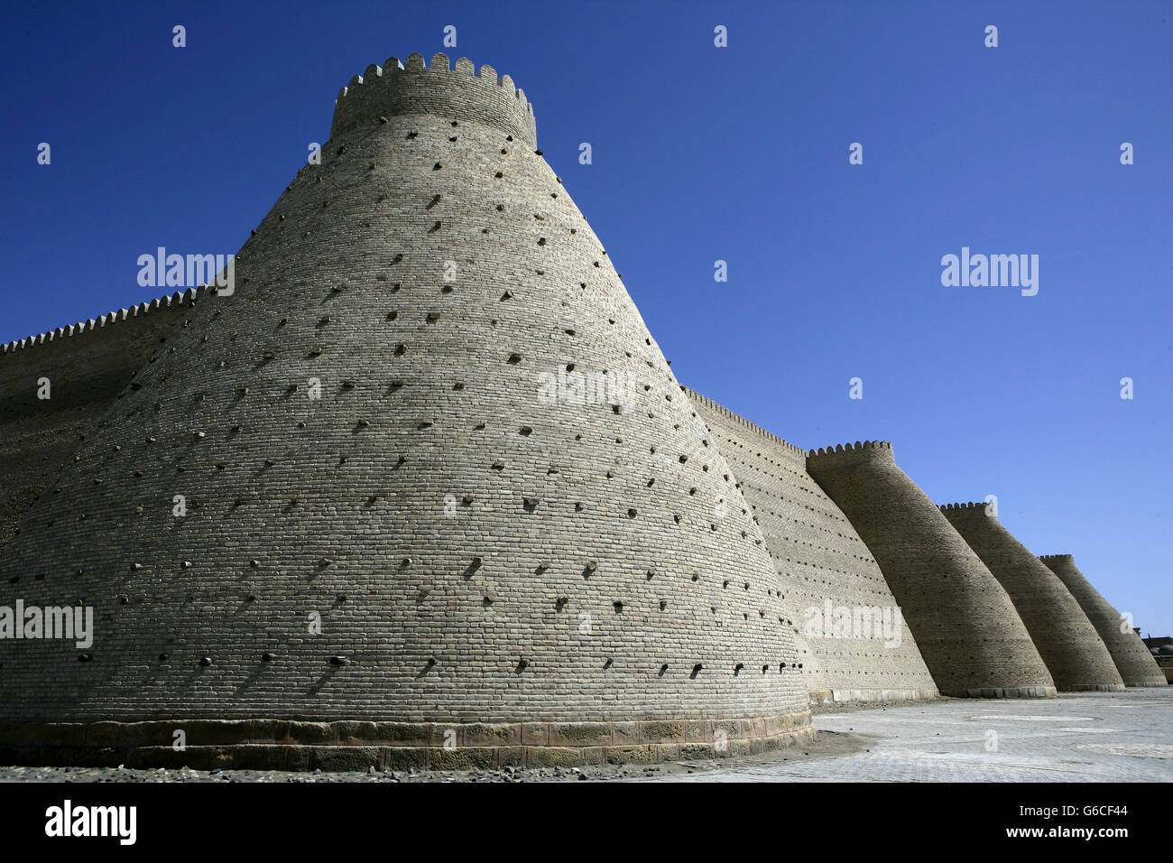 Bukhara ark fortress hi-res stock photography and images - Alamy