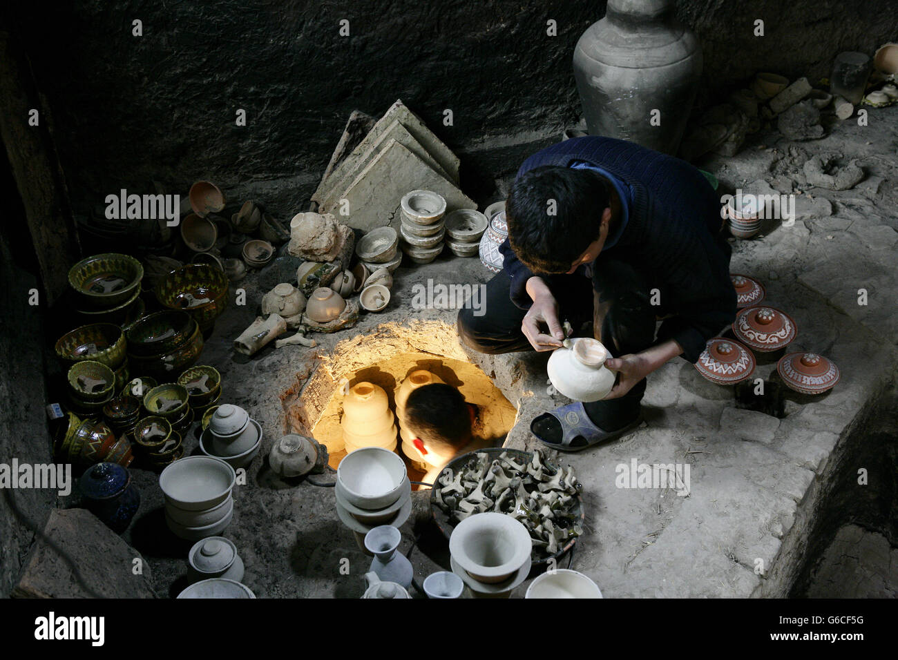Uzbek Ceramics with traditional design for sale in the ceramic factory ...