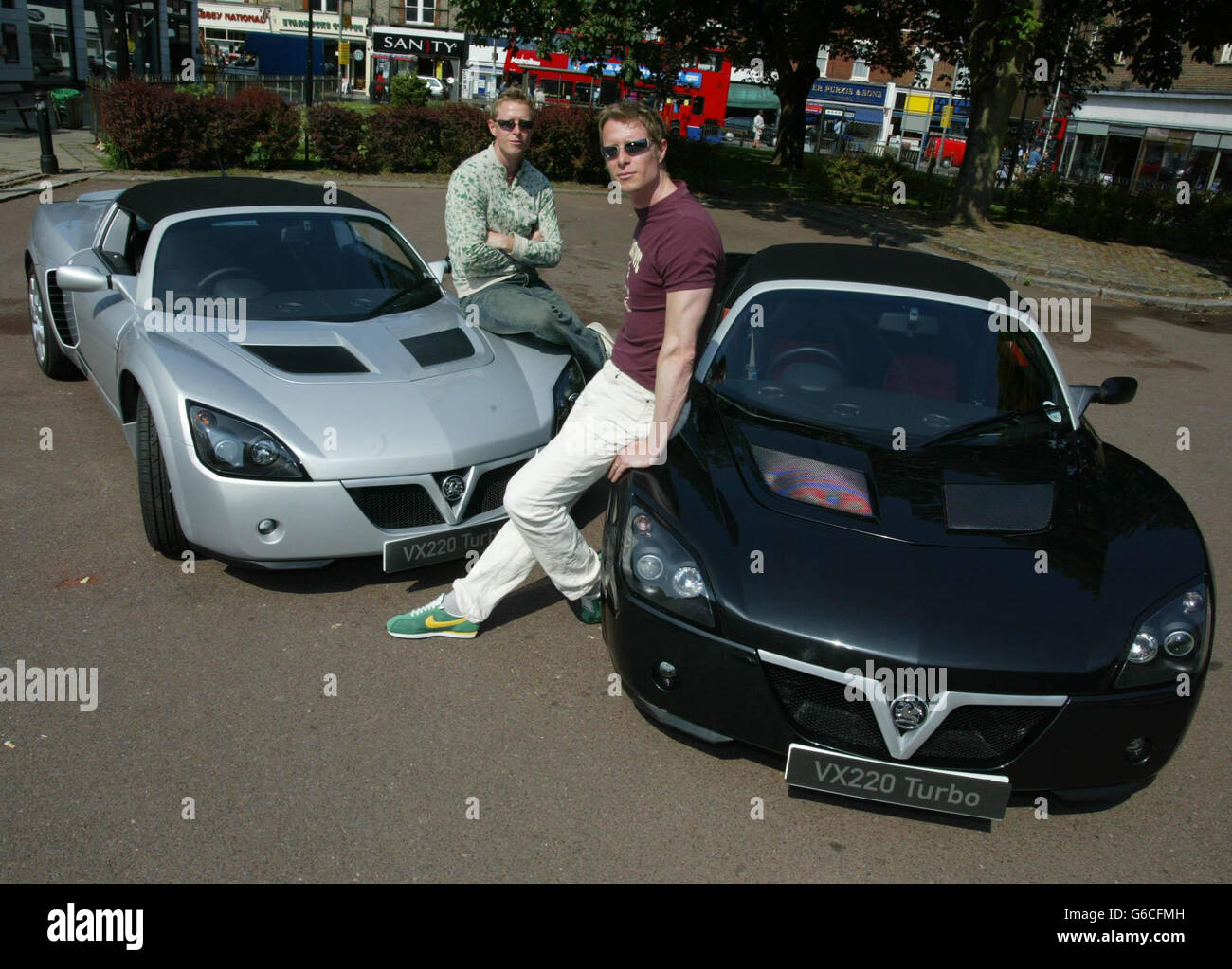 Picture released thursday 29 may 2003 matrix reloadeds evil twins hi ...