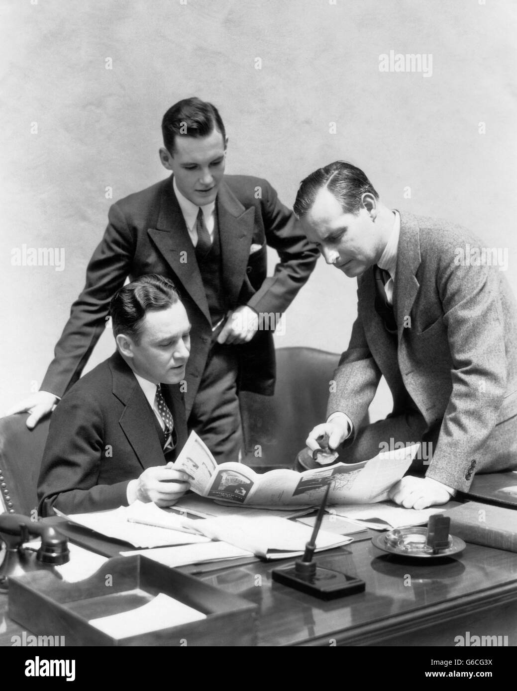 1930s fashion men hi-res stock photography and images - Alamy