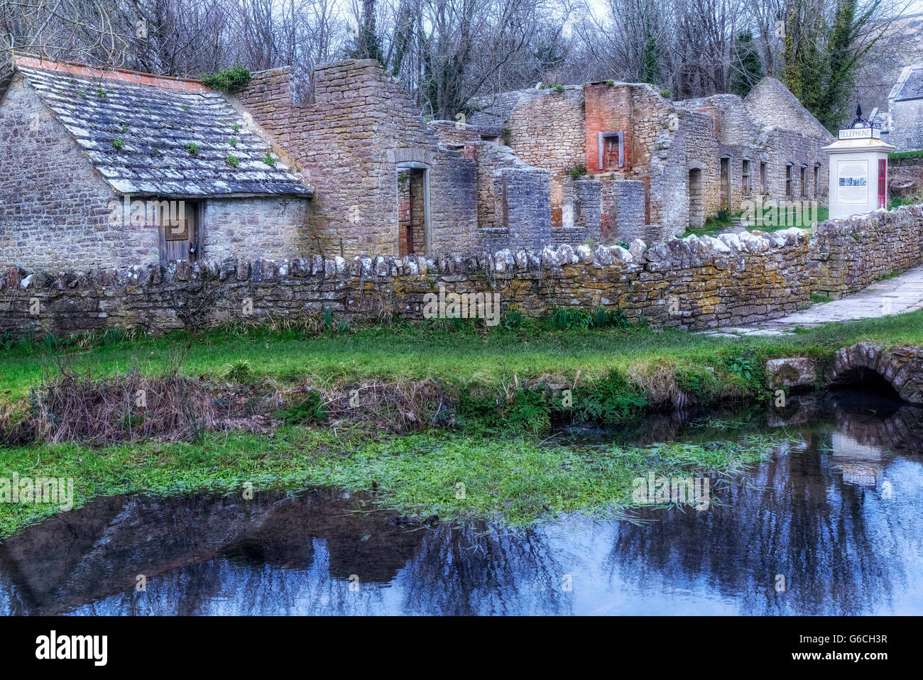 Tyneham village hi-res stock photography and images - Alamy