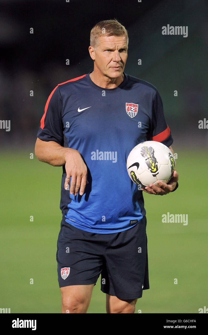 Soccer - International Friendly - Bosnia-Herzegovina v USA - Asim ...