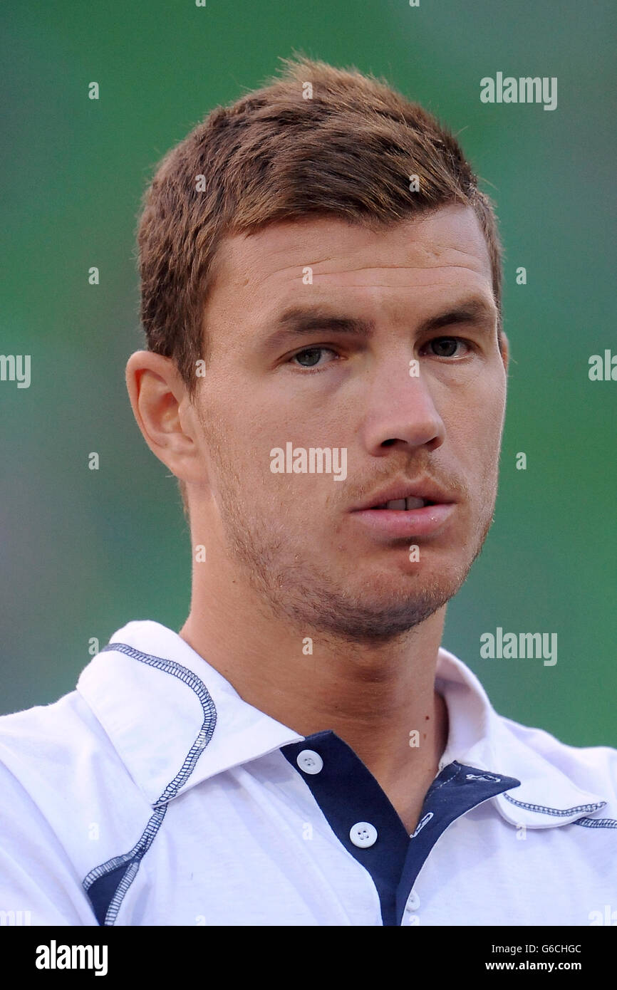 Soccer - International Friendly - Bosnia-Herzegovina v USA - Asim ...