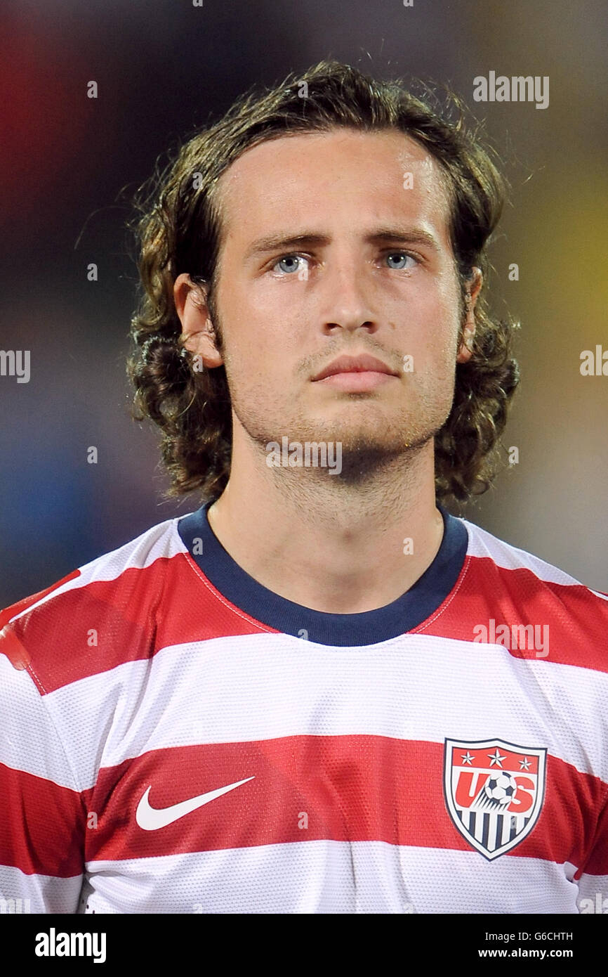 Soccer international friendly bosnia herzegovina v usa asim ferhatovic ...