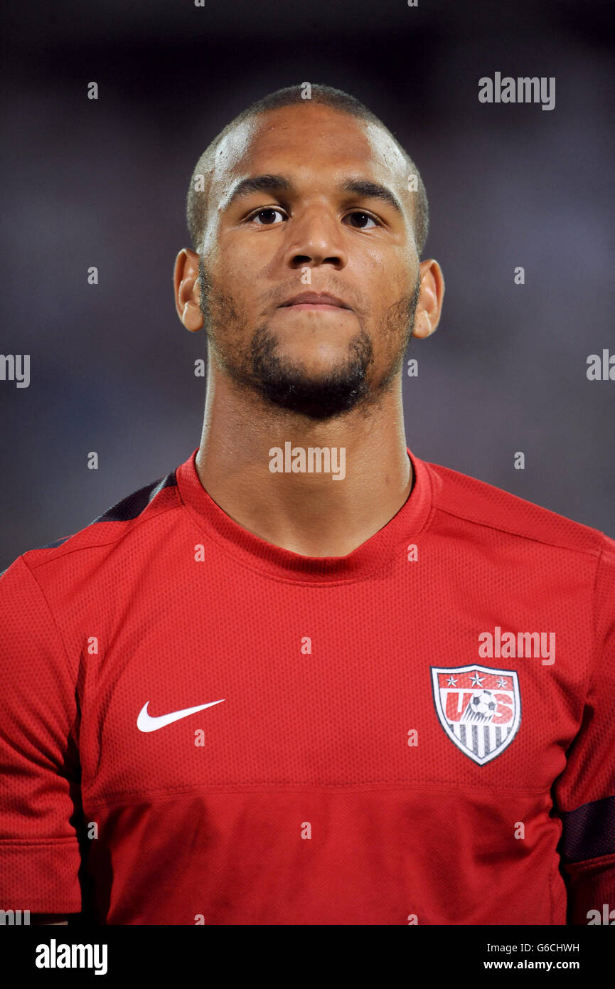 Soccer international friendly bosnia herzegovina v usa asim ferhatovic ...