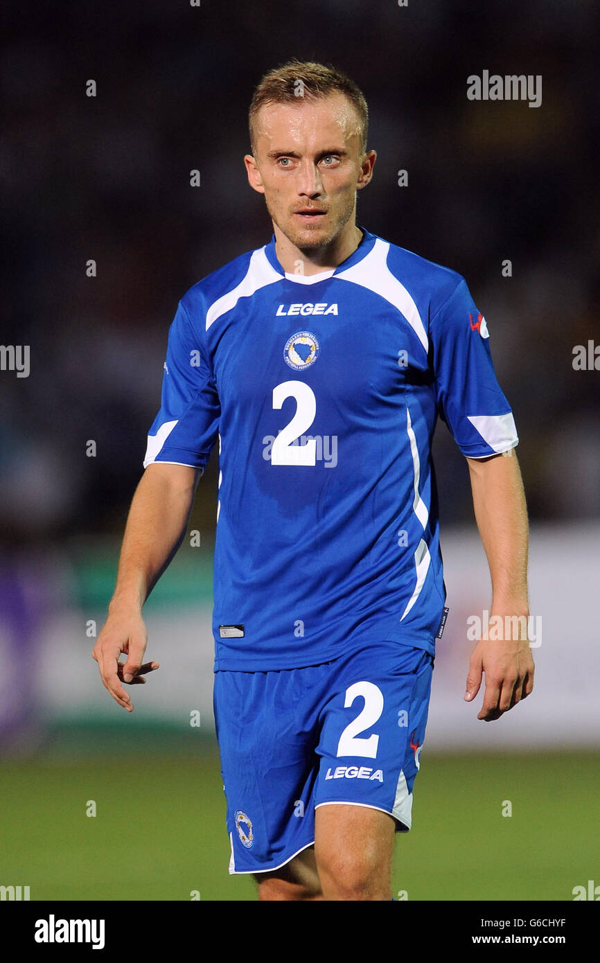 Soccer international friendly bosnia herzegovina v usa asim ferhatovic ...