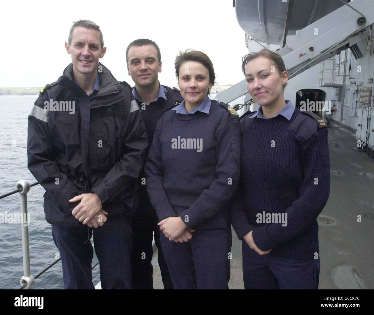 Hms ark royal crew return home hi-res stock photography and images - Alamy