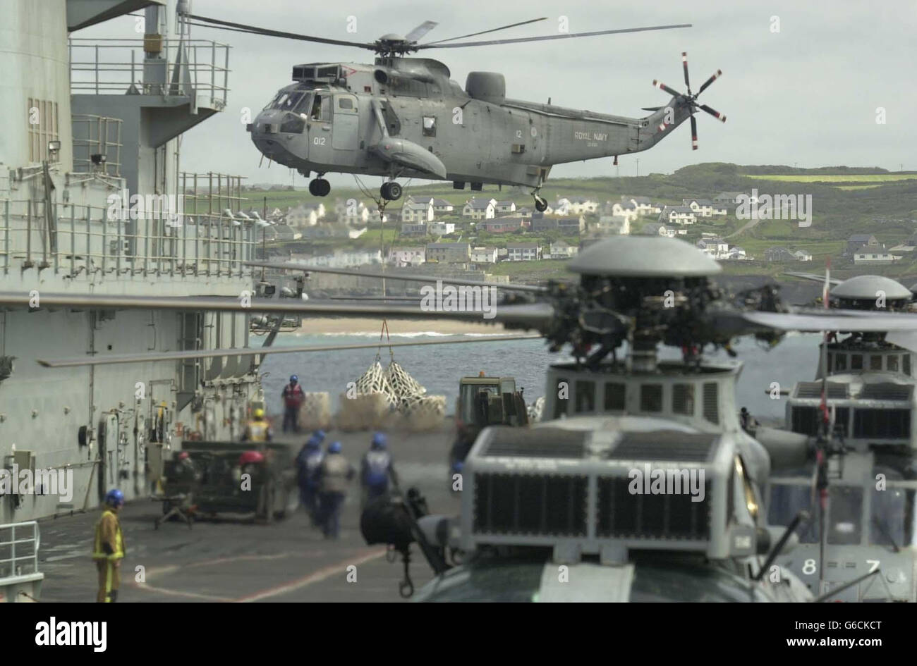 Sea king helicopter and ark royal hi-res stock photography and images ...