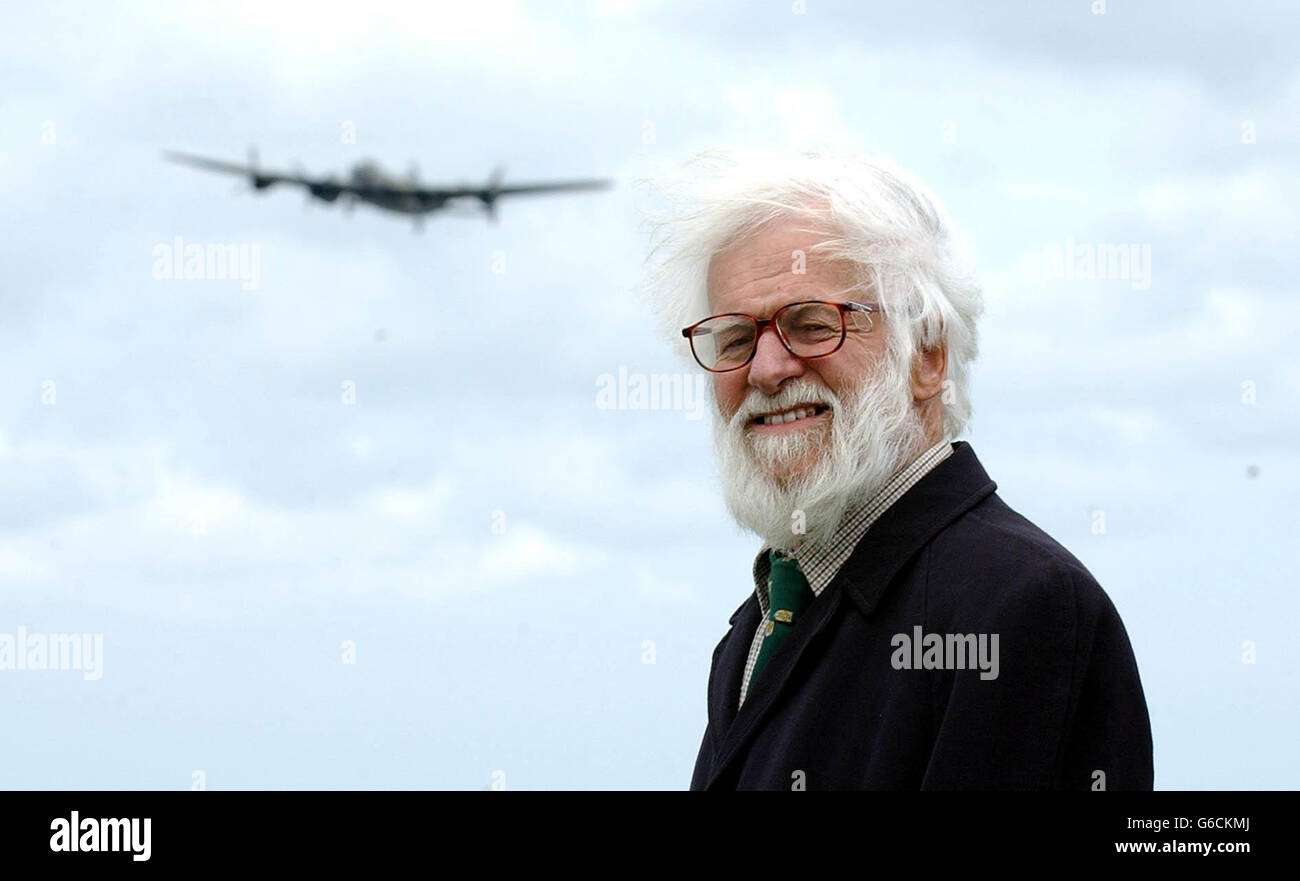 Kent at the sight where wallis secretly the bouncing bomb hi-res stock ...