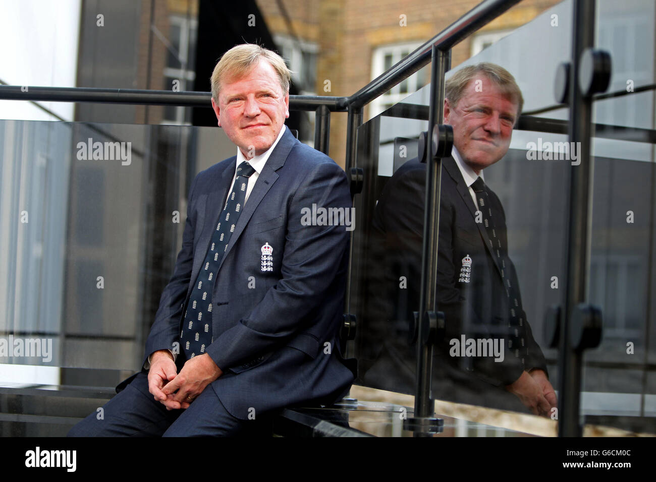 Cricket - Hugh Morris Photocall - Grange City Hotel Stock Photo - Alamy