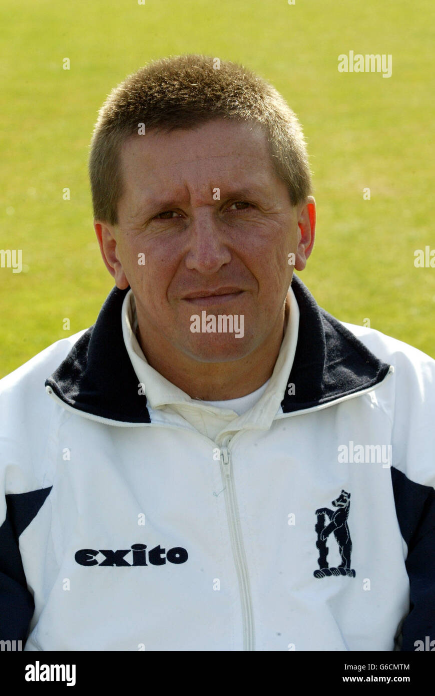 Cricket steve perryman hi-res stock photography and images - Alamy