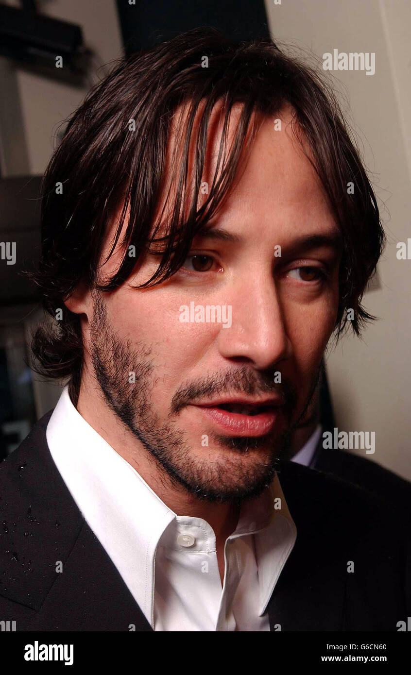 Keanu reeves matrix reloaded hi-res stock photography and images - Alamy