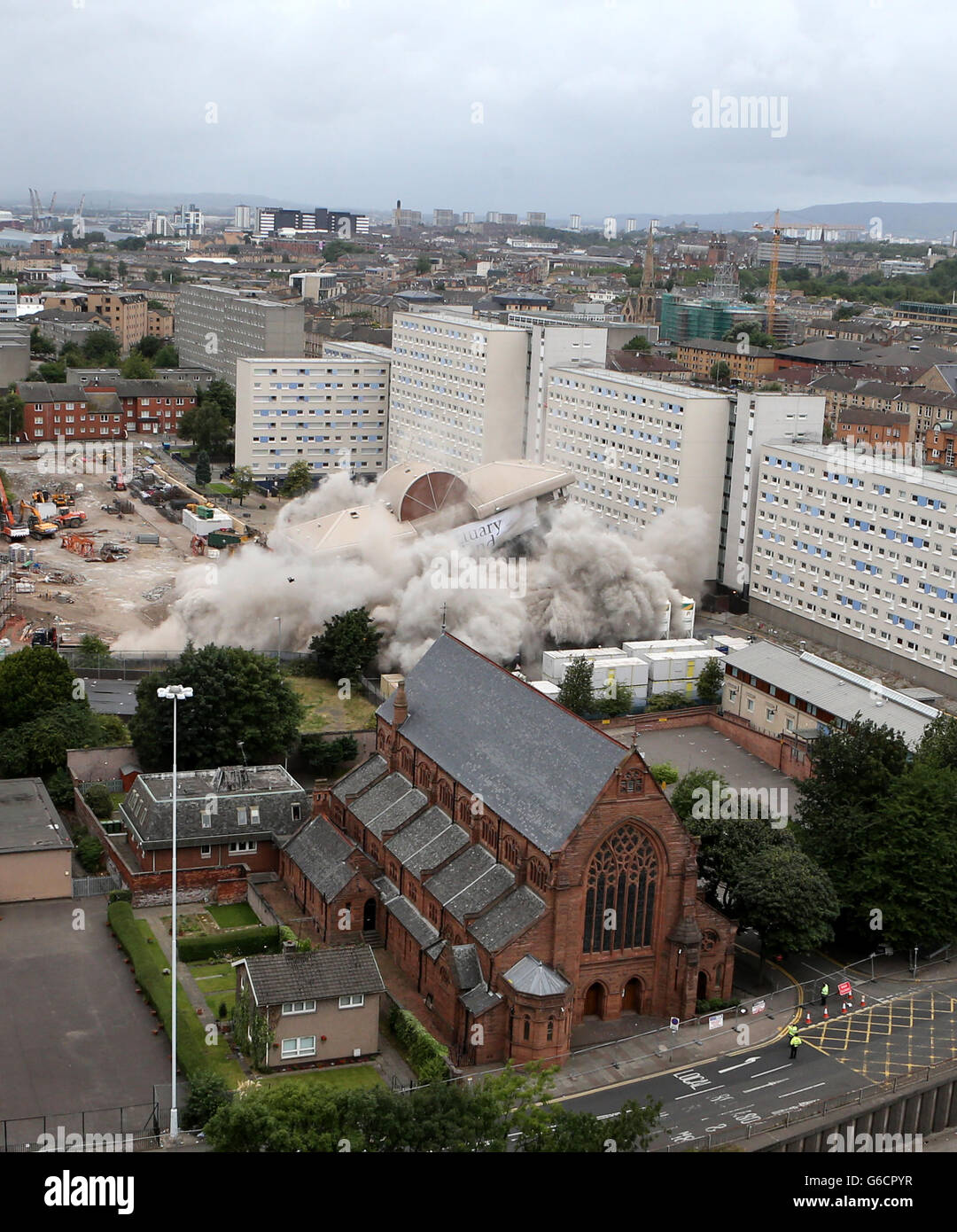 Demolition of the 18-storey tower block at 14 Shaftesbury Street in a ...