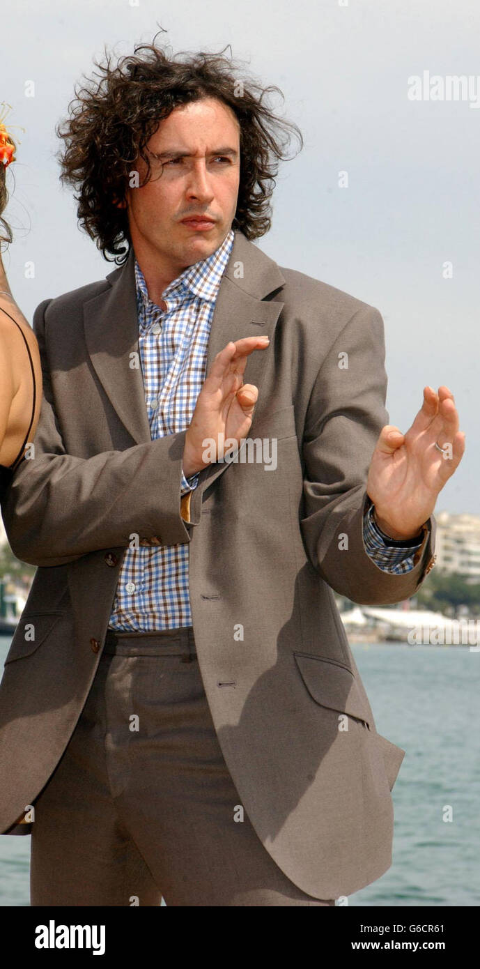 Steve Coogan poses during a photocall at the Majestic Pier, Cannes ...