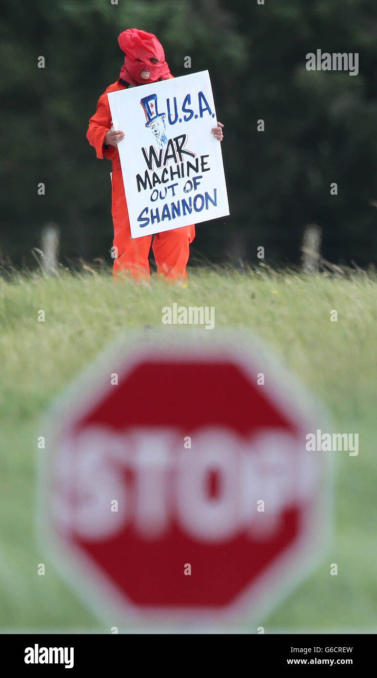 Shannon Peace activists Margaretta D'arcy are attempts to block the ...