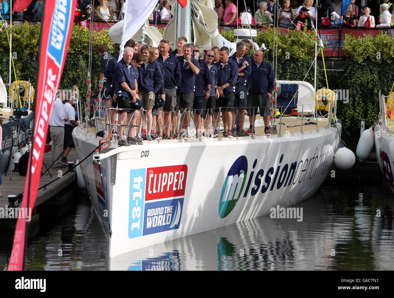 Sailing - Clipper Round the World Race - Start - London Stock Photo - Alamy