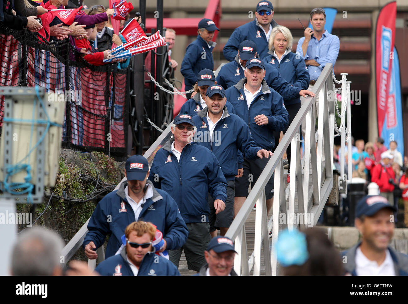 Sailing - Clipper Round the World Race - Start - London Stock Photo - Alamy