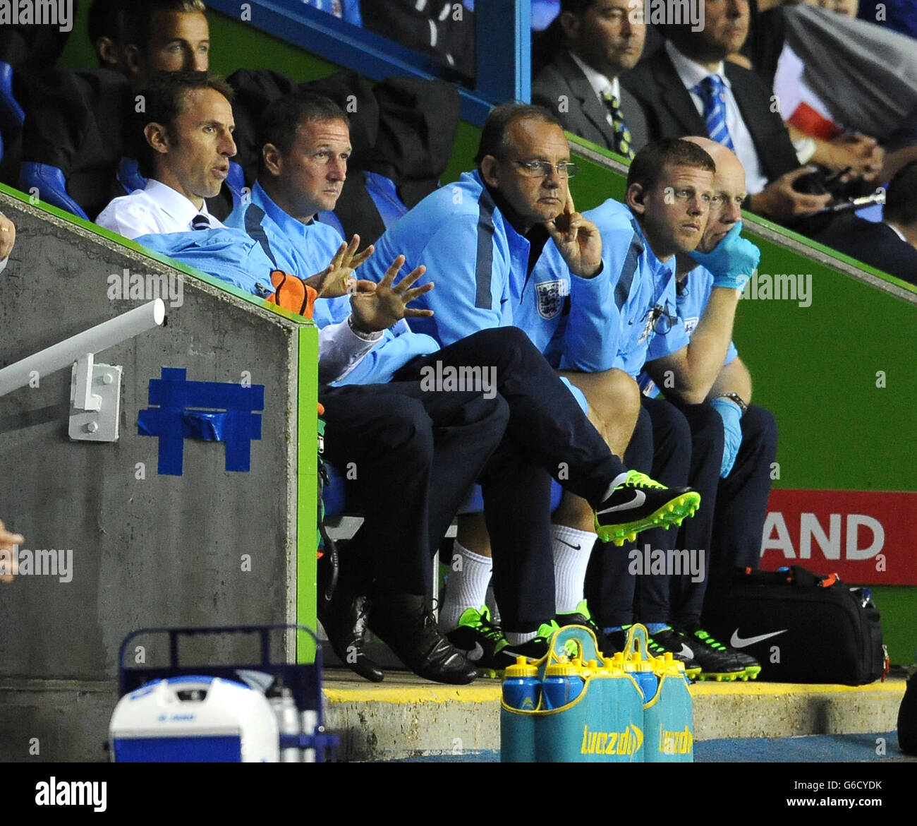 England's Manager Gareth Southgate (left) alongside his assistant ...