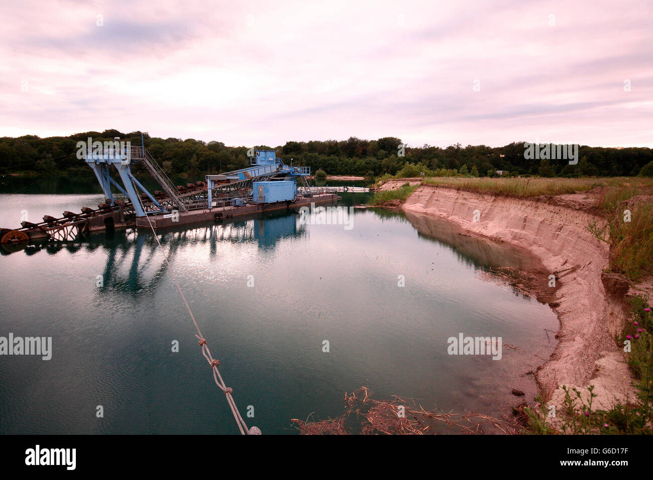 sand martin, habitat, quarry pond, sand mining, gravel mining, mashine ...