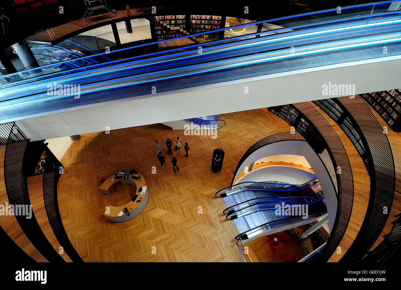 General view book rotunda library birmingham hi-res stock photography ...