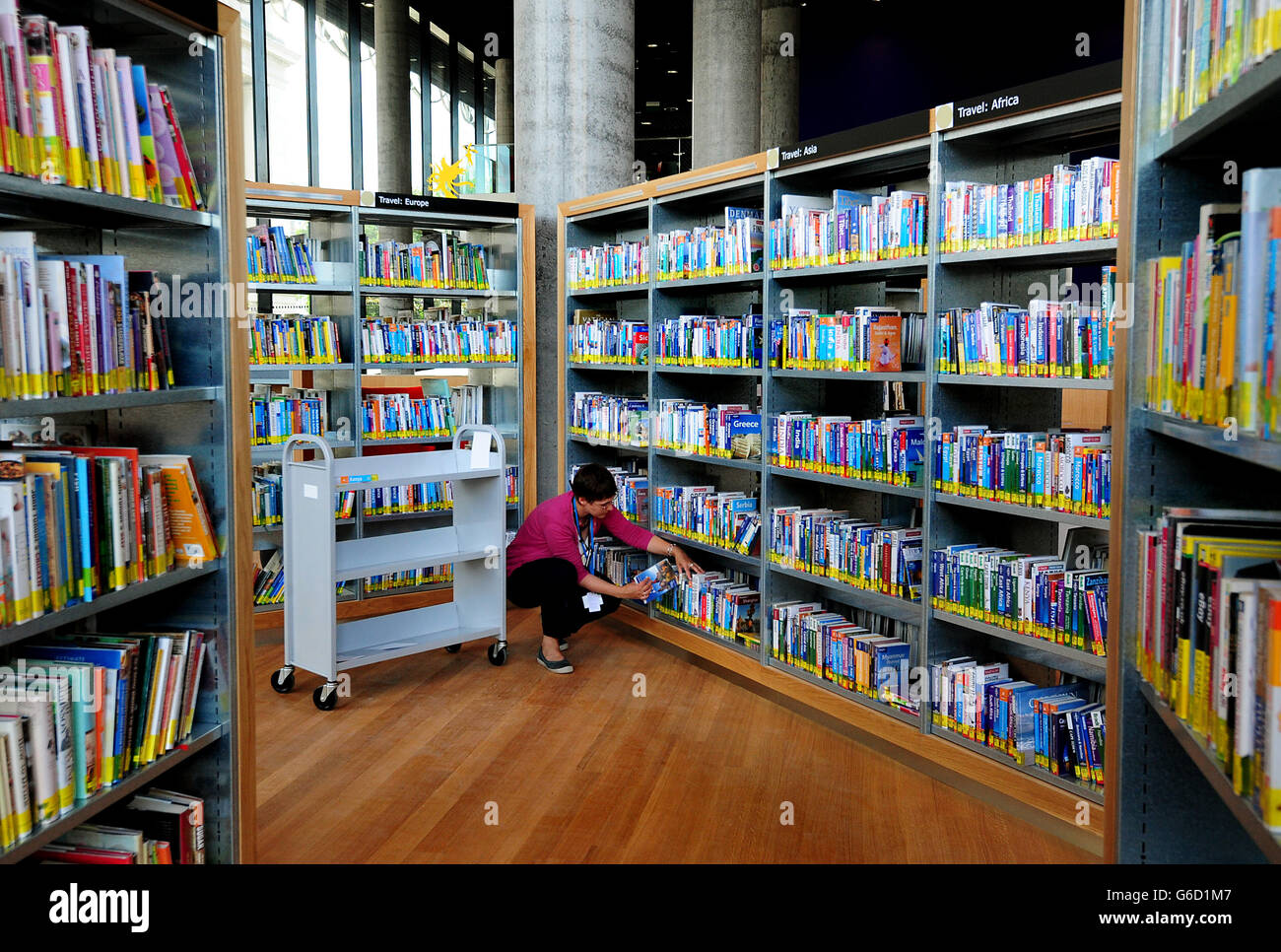General view interior library birmingham hi-res stock photography and ...