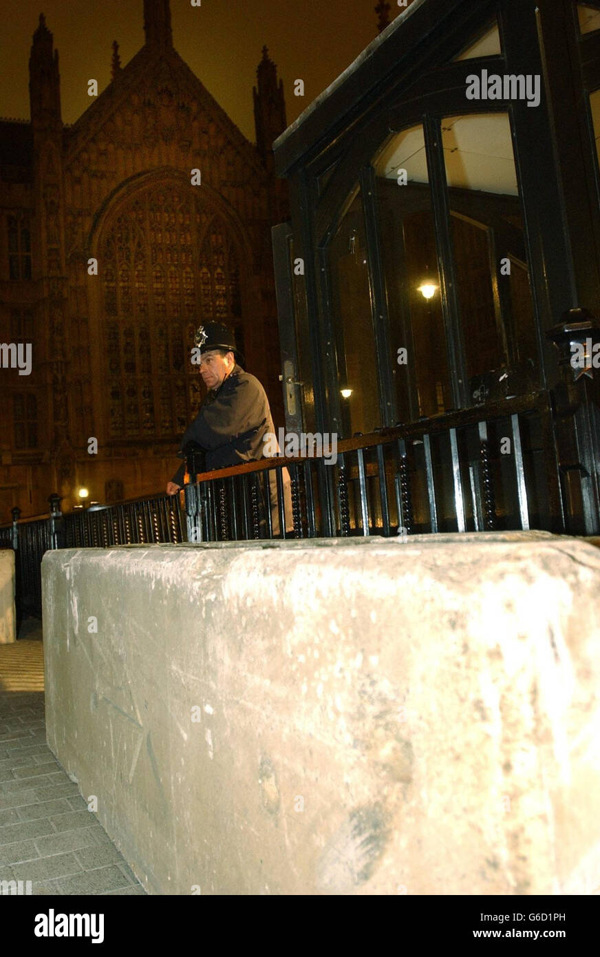 Concrete blocks terrorism security hi-res stock photography and images ...