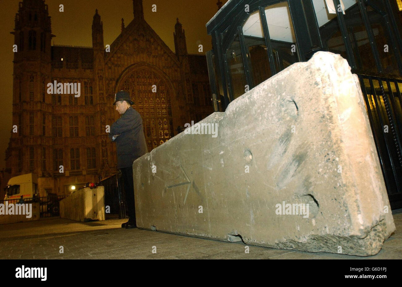 Security guard blocks entrance hi-res stock photography and images - Alamy