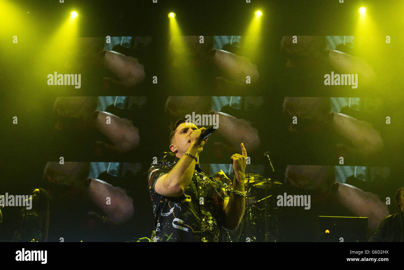 Plan b launches o2s 4g network o2 shepherds bush empire hi-res stock ...