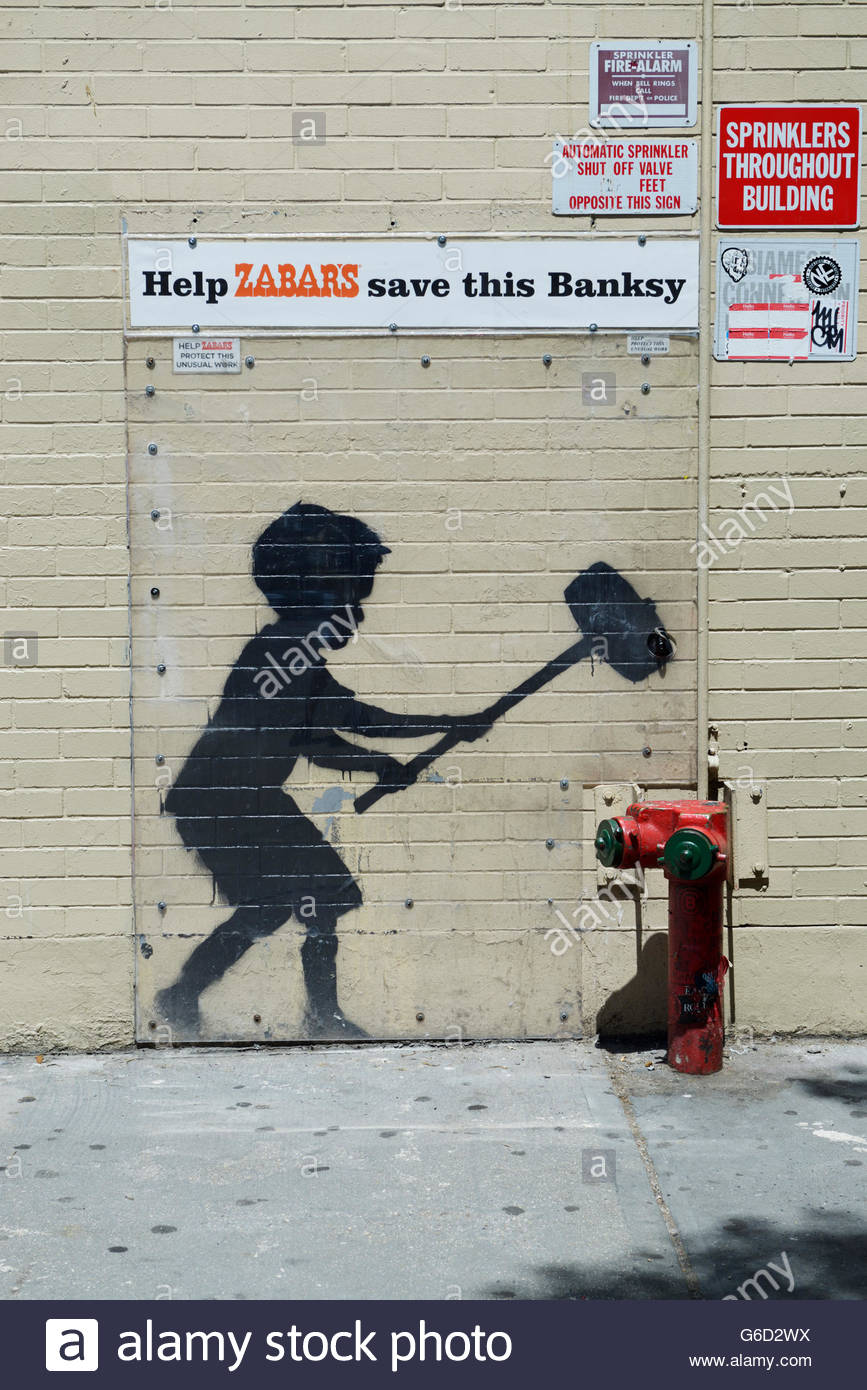 Banksy Graffiti New York Stock Photos & Banksy Graffiti New York Stock ...