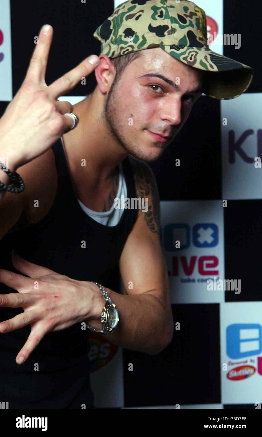 Former 5ive singer abs hi-res stock photography and images - Alamy