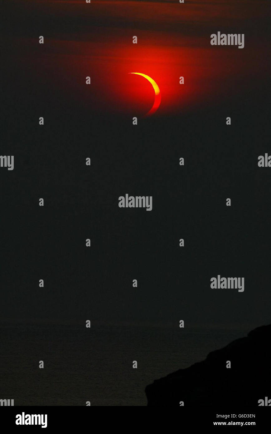 Science environment solar eclipse hi-res stock photography and images ...