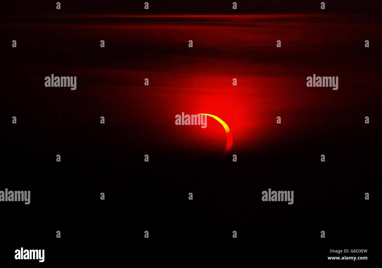 Science environment solar eclipse hi-res stock photography and images ...