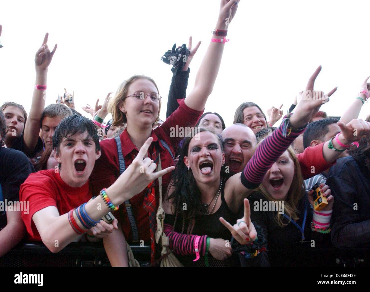 Performing Rock Bands High Resolution Stock Photography and Images - Alamy