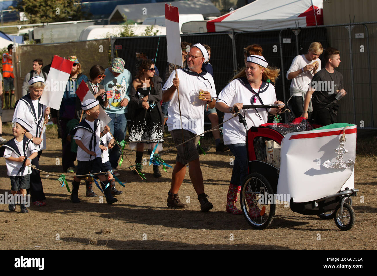 Bestival festival and children hi-res stock photography and images - Alamy