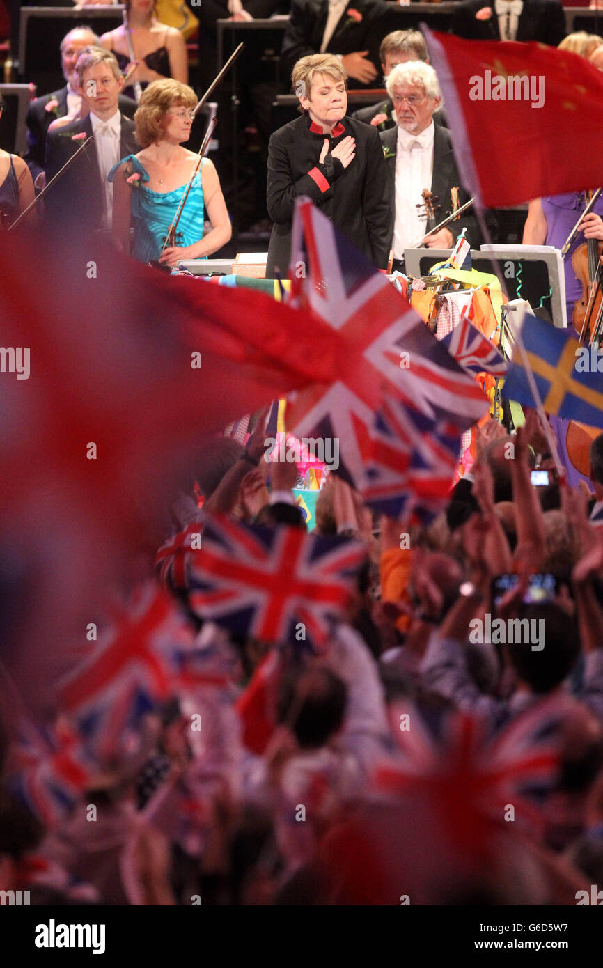 Marin alsop conductor hi-res stock photography and images - Alamy