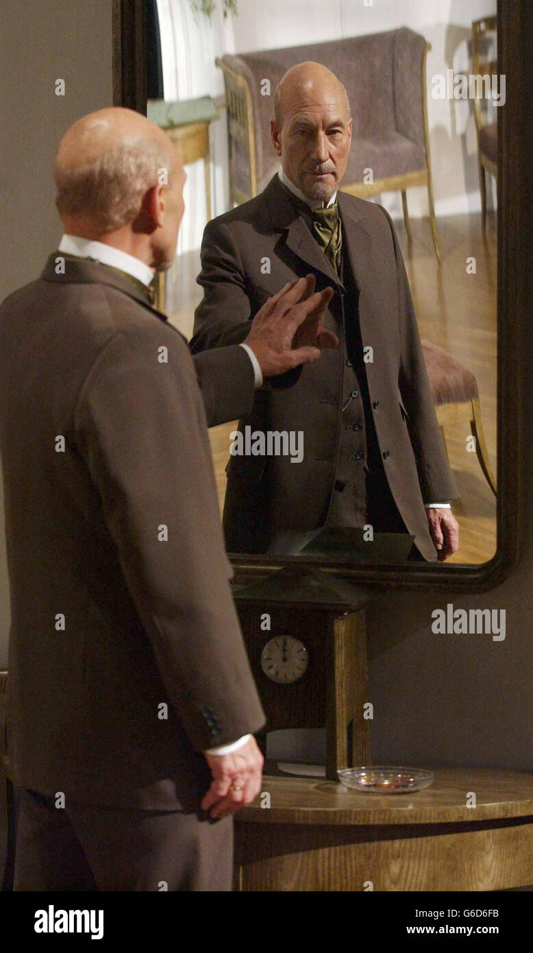 Patrick page on stage hi-res stock photography and images - Alamy