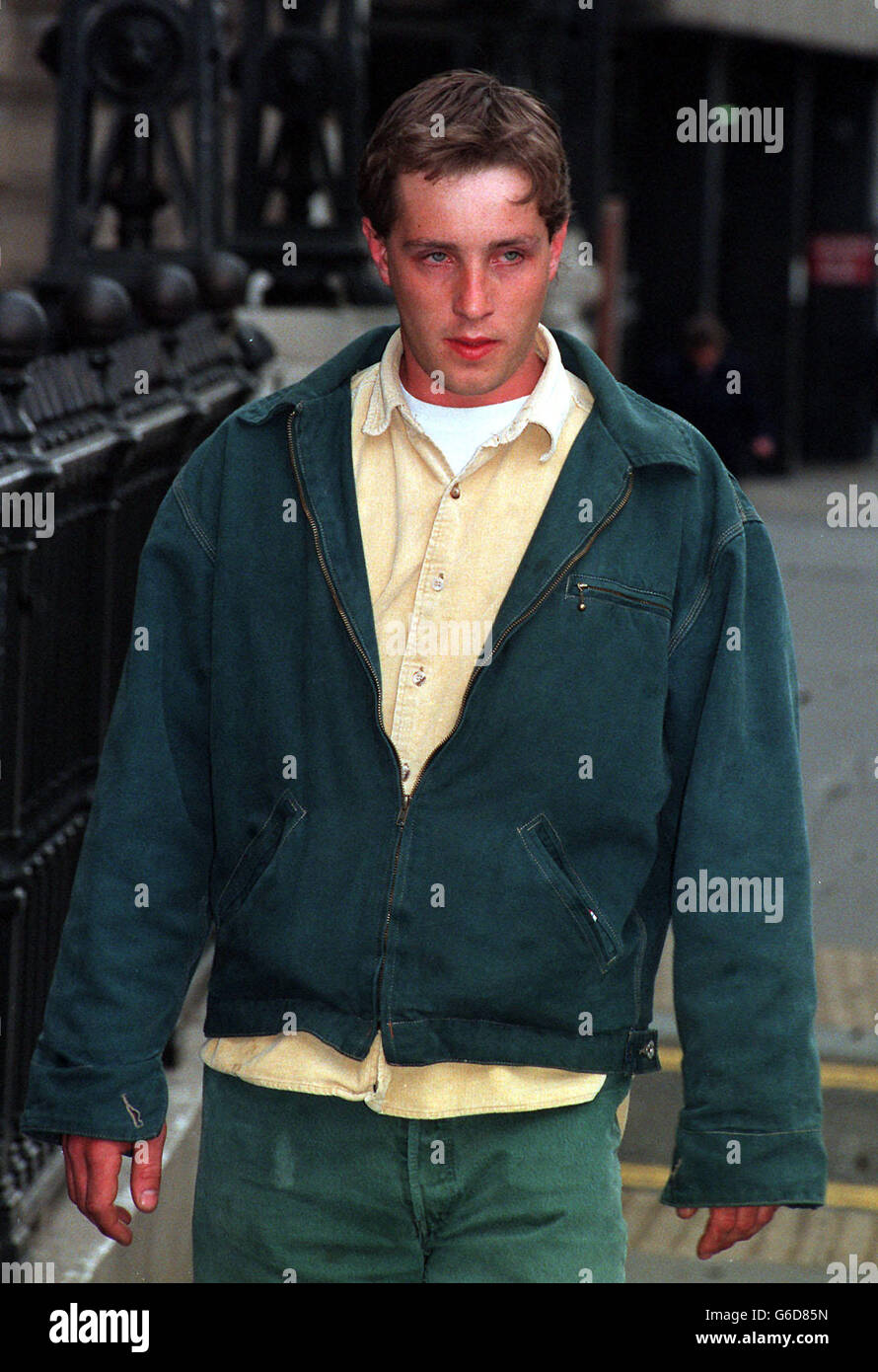 John Gillard Buckingham Palace Suicide Attempt Stock Photo - Alamy