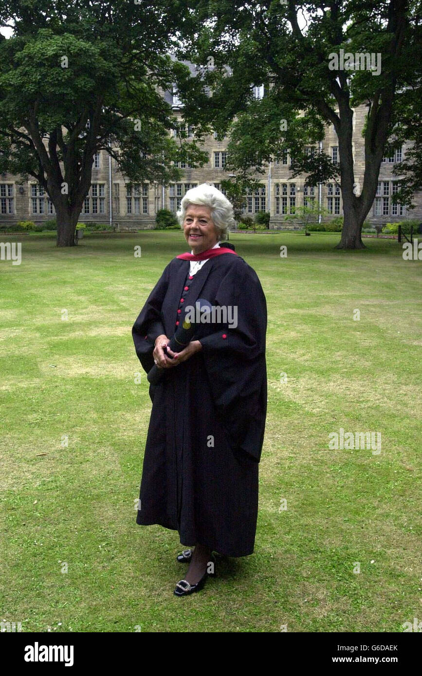 Former speaker of the house of commons baroness boothroyd hi-res stock ...