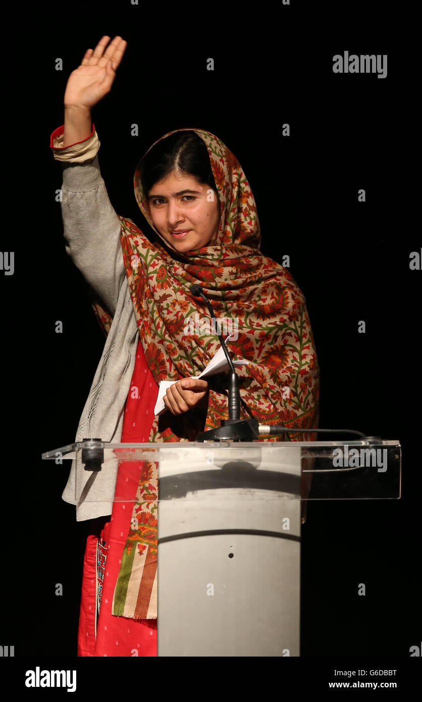 Malala yousafzai hi-res stock photography and images - Alamy