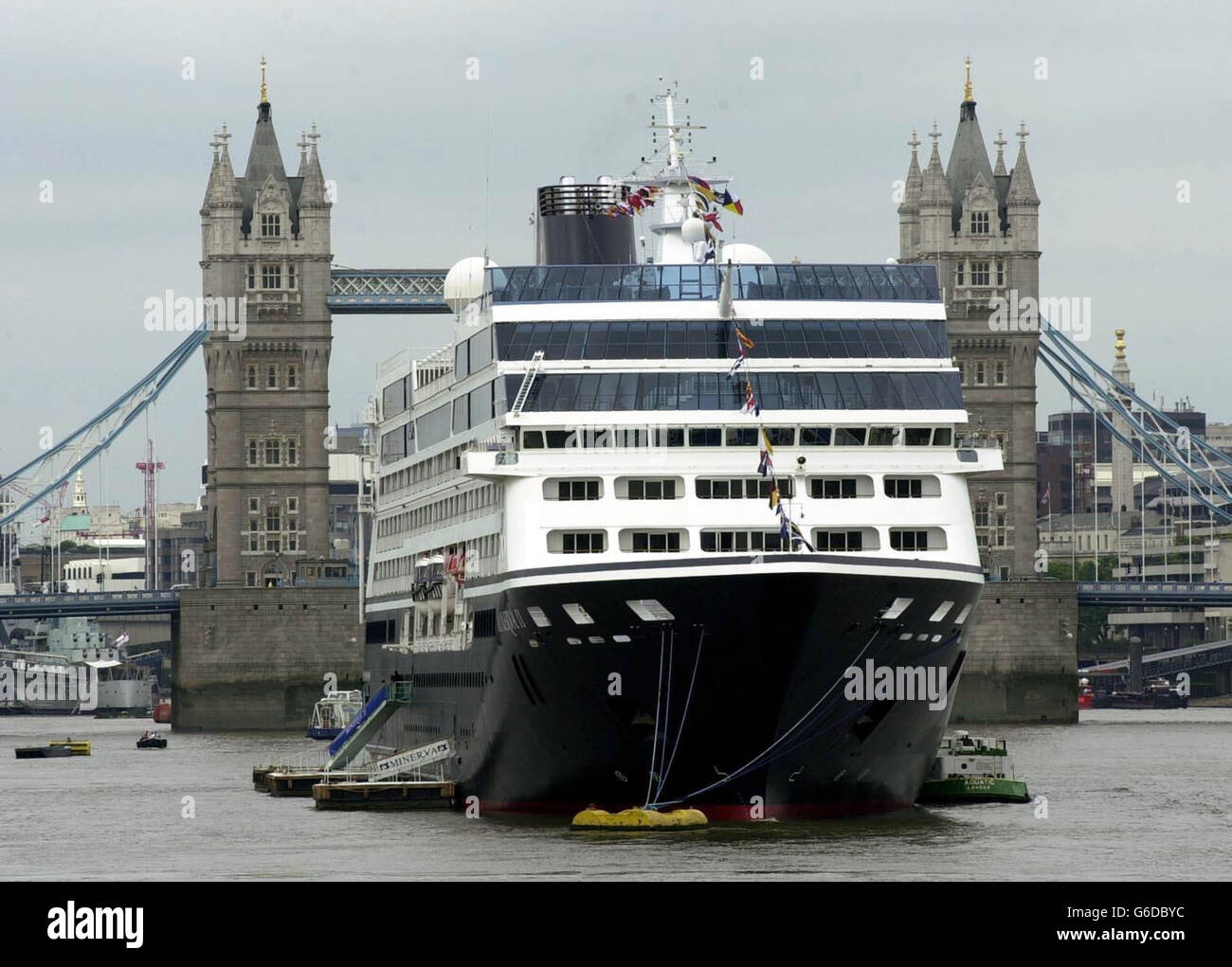Ocean minerva ship hi-res stock photography and images - Alamy