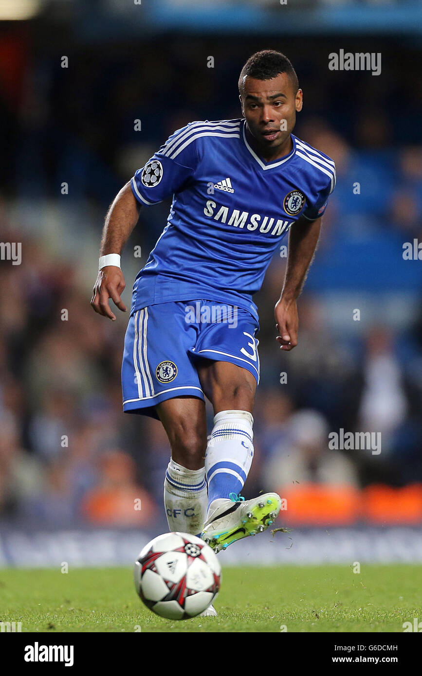 Chelsea fc stamford bridge hi-res stock photography and images - Alamy