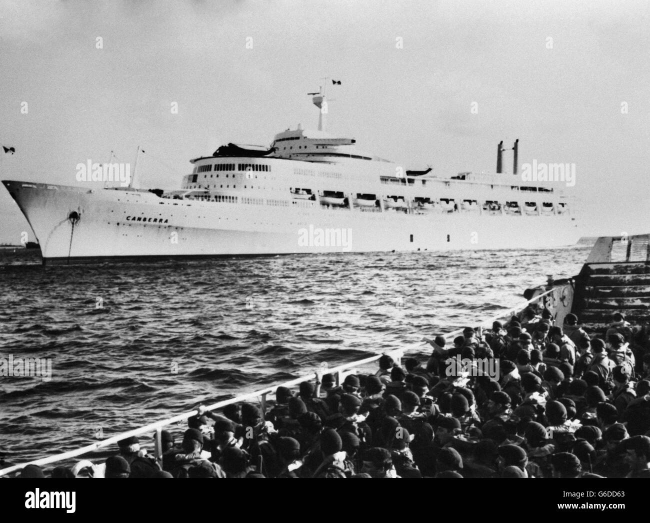 Ss canberra hi-res stock photography and images - Alamy