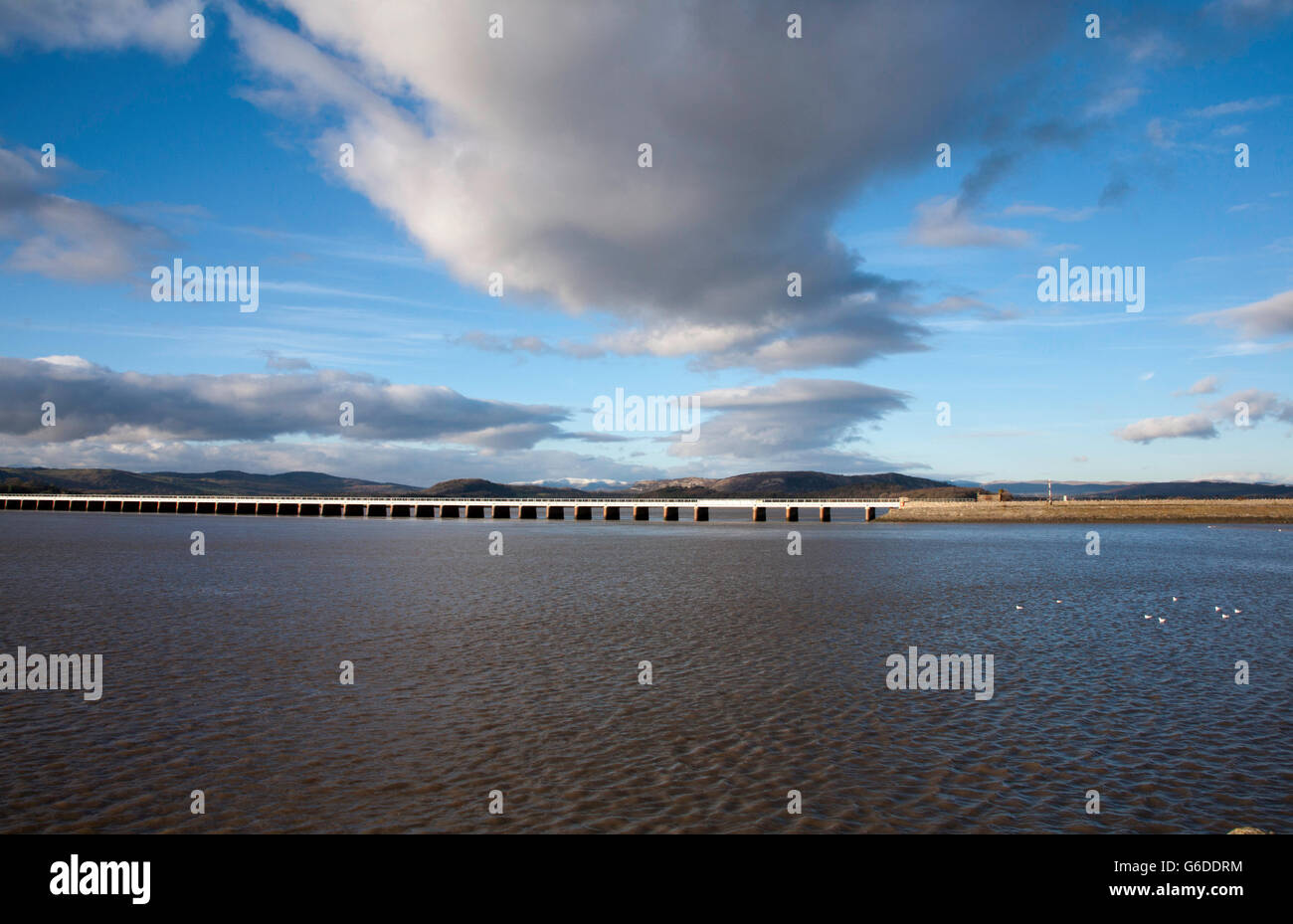 Bridges over river kent hi-res stock photography and images - Alamy