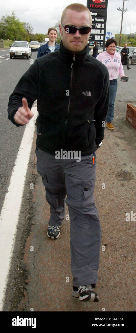 Ronan Keating - Cancer research Walk Stock Photo - Alamy