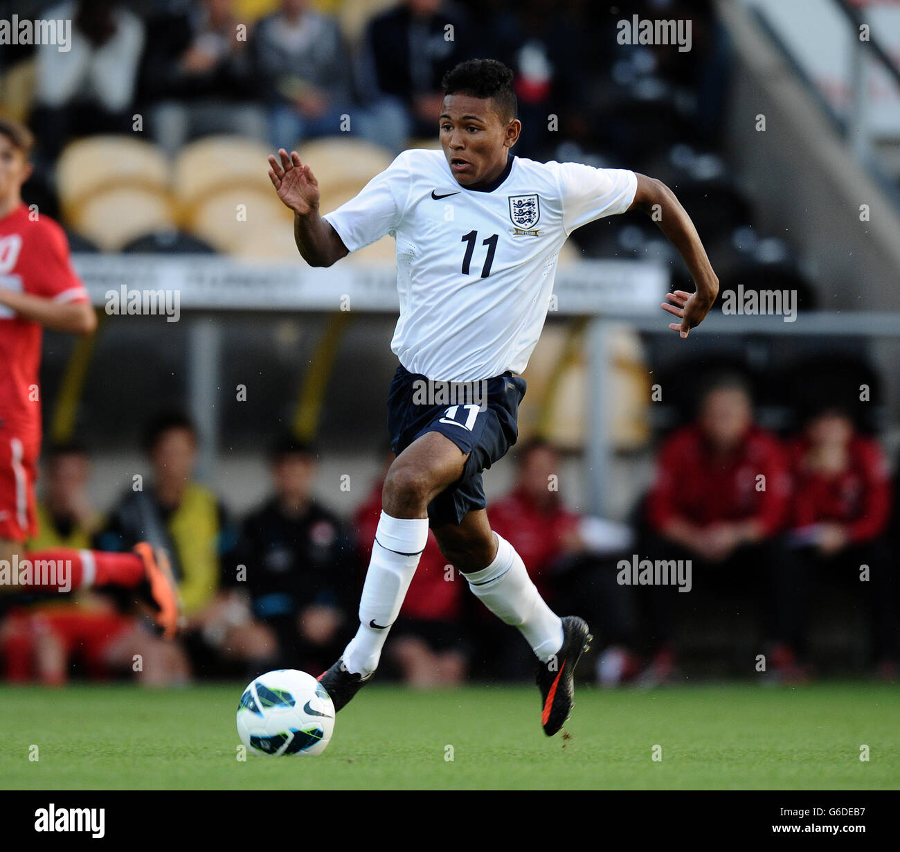 Soccer - International Friendly - England U17 v Turkey U17 - Pirelli ...