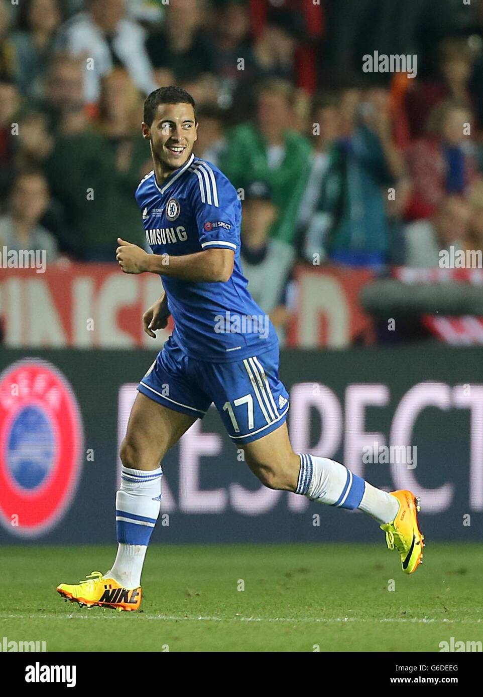 Chelsea eden hazard celebration hi-res stock photography and images - Alamy